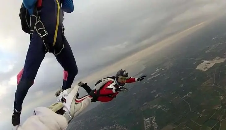 Skydiving Catania holidays - book now an experience in Sport ...