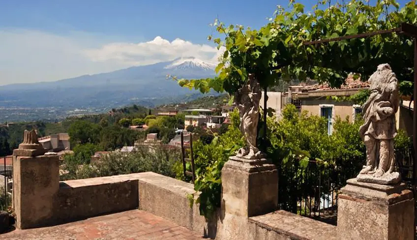 Tour Taormina: ecco come visitare Taormina in un giorno a bordo di un ...